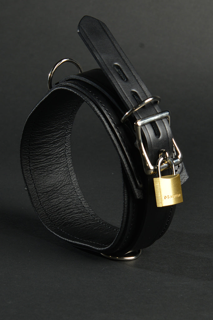 Leather submissive collar – Fancy Steel