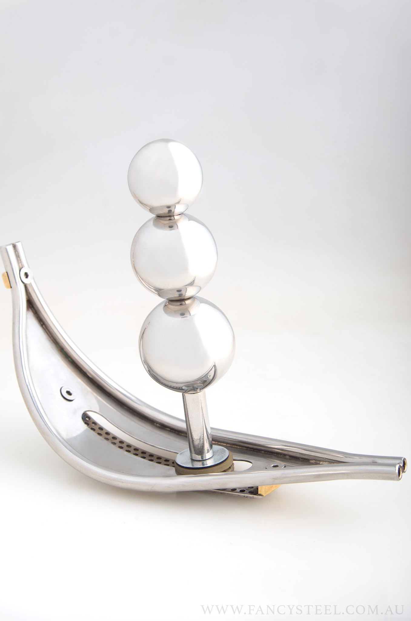 Female front plug – Fancy Steel